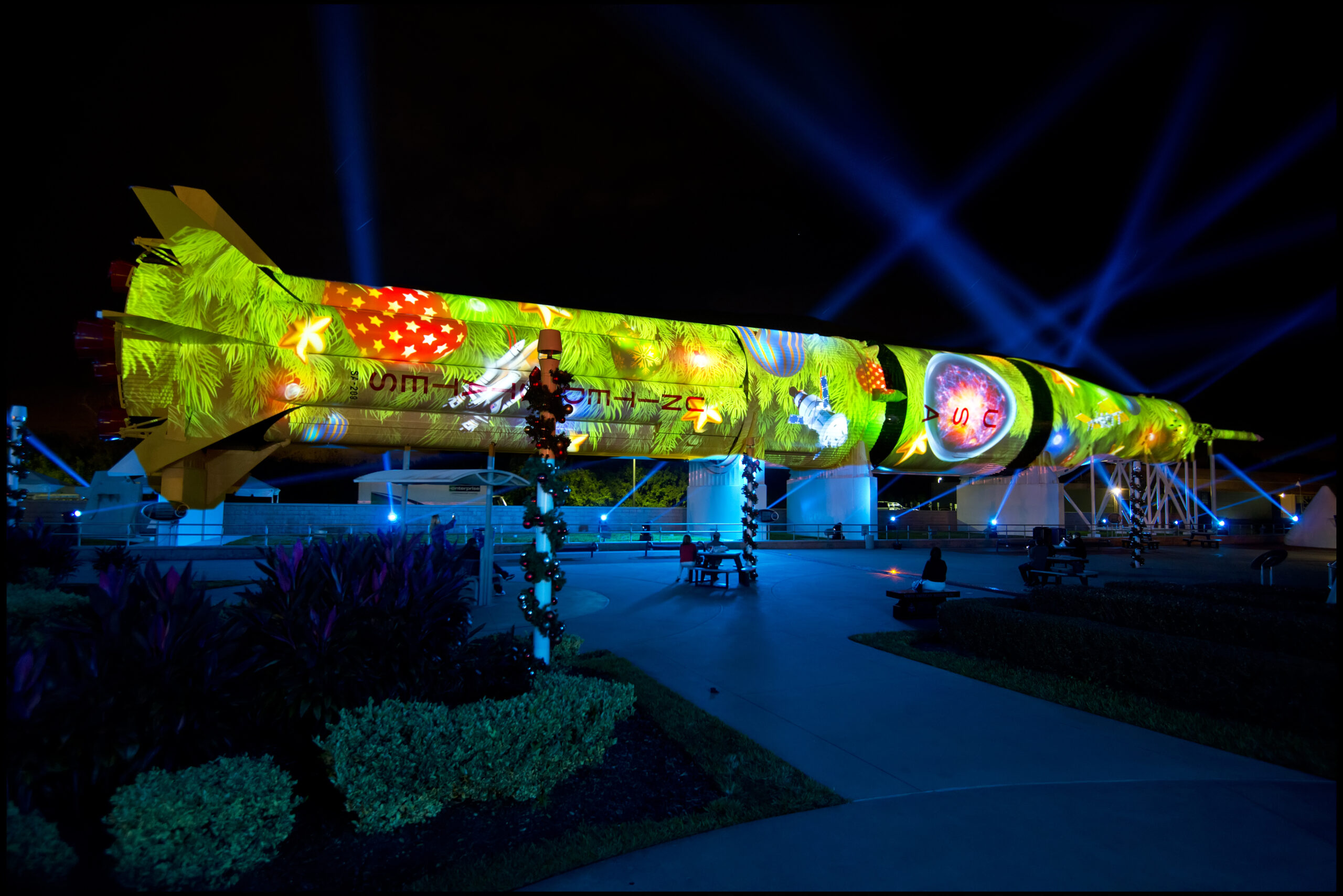 High-Tech Holiday Tradition "Holidays in Space" Returns to Kennedy ...