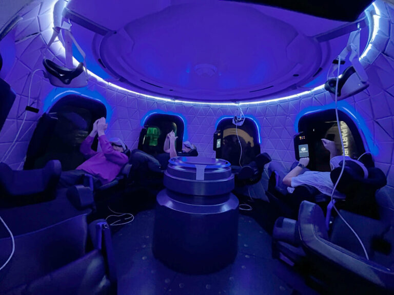 Blue Origin New Shepard Virtual Space Flight Experience - Inside ...