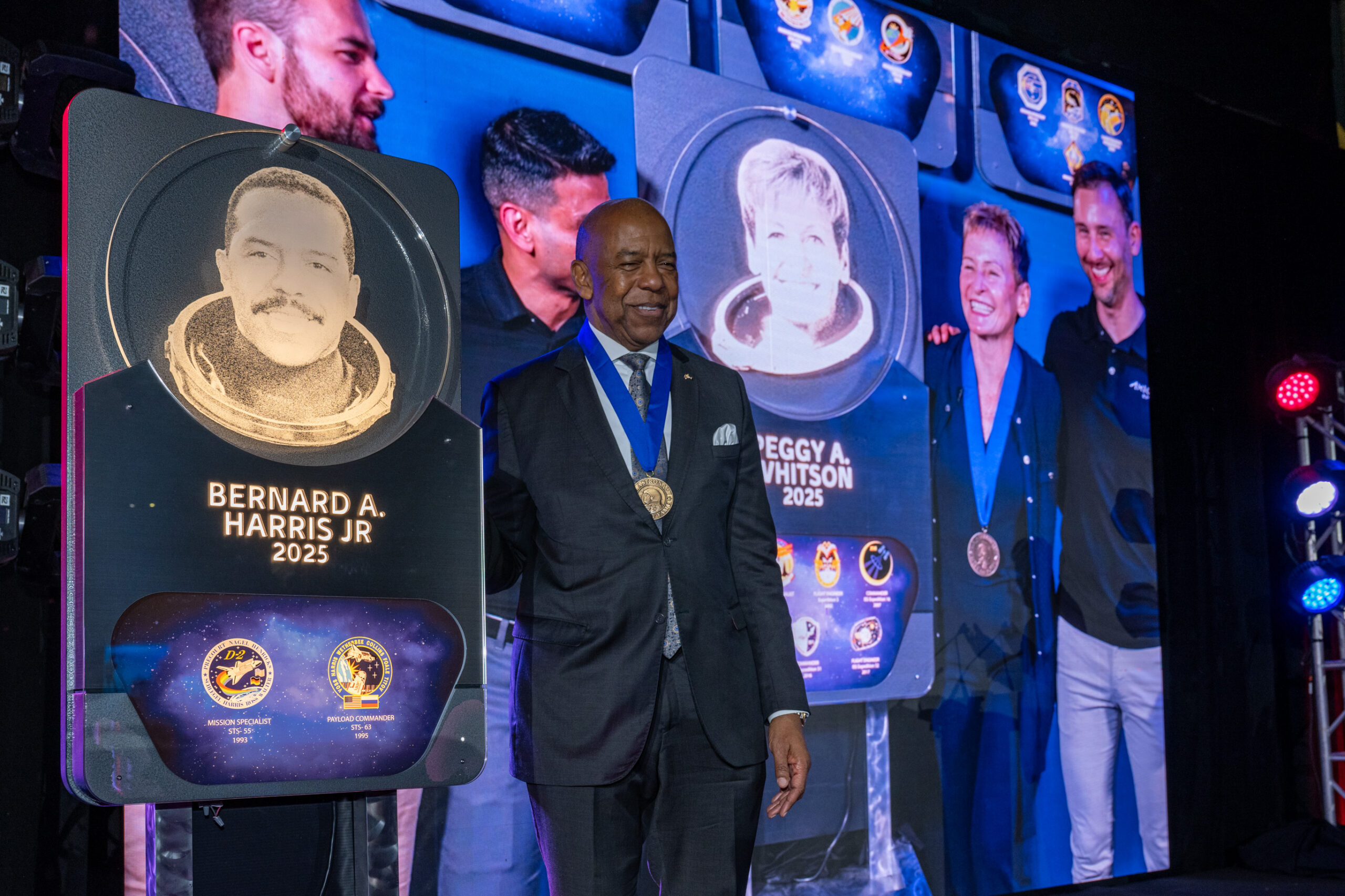 Veteran NASA Astronauts Bernard Harris and Peggy Whitson Inducted Into ...